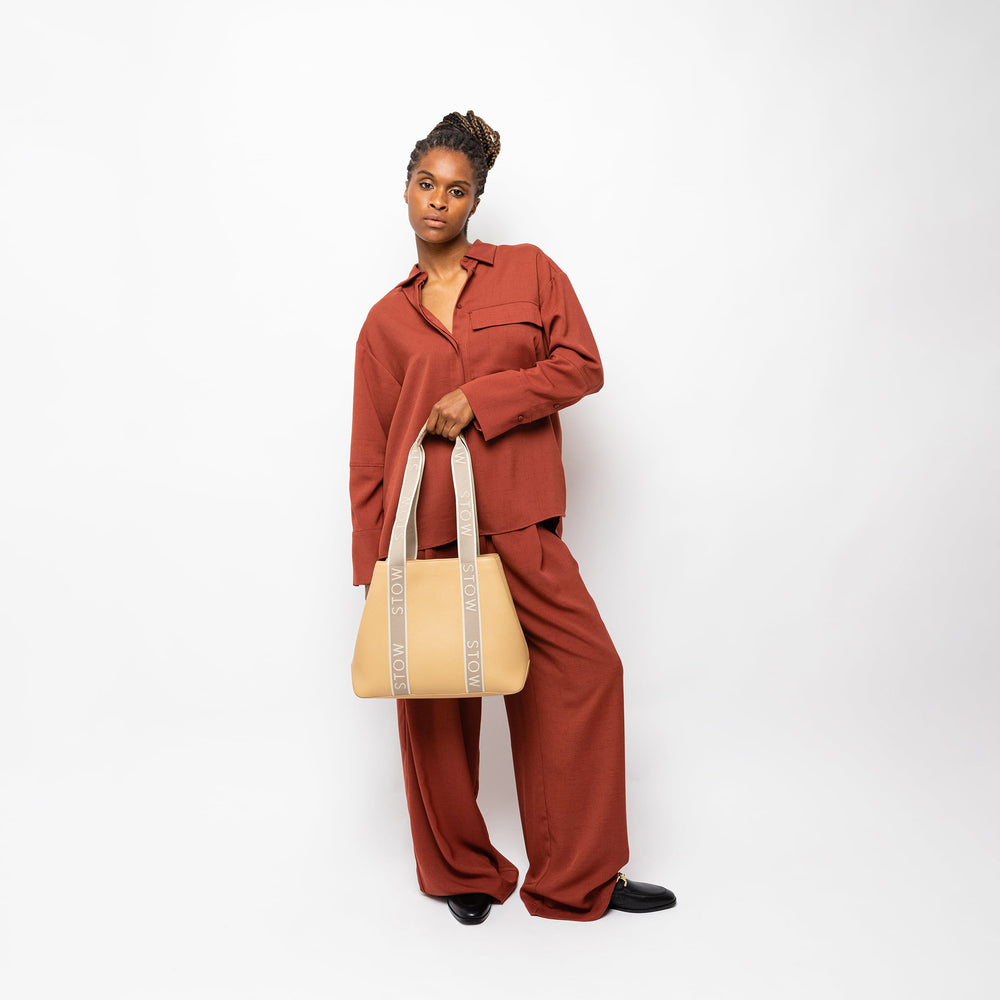 STOW | British luxury bags and accessories, handcrafted in Spain.
